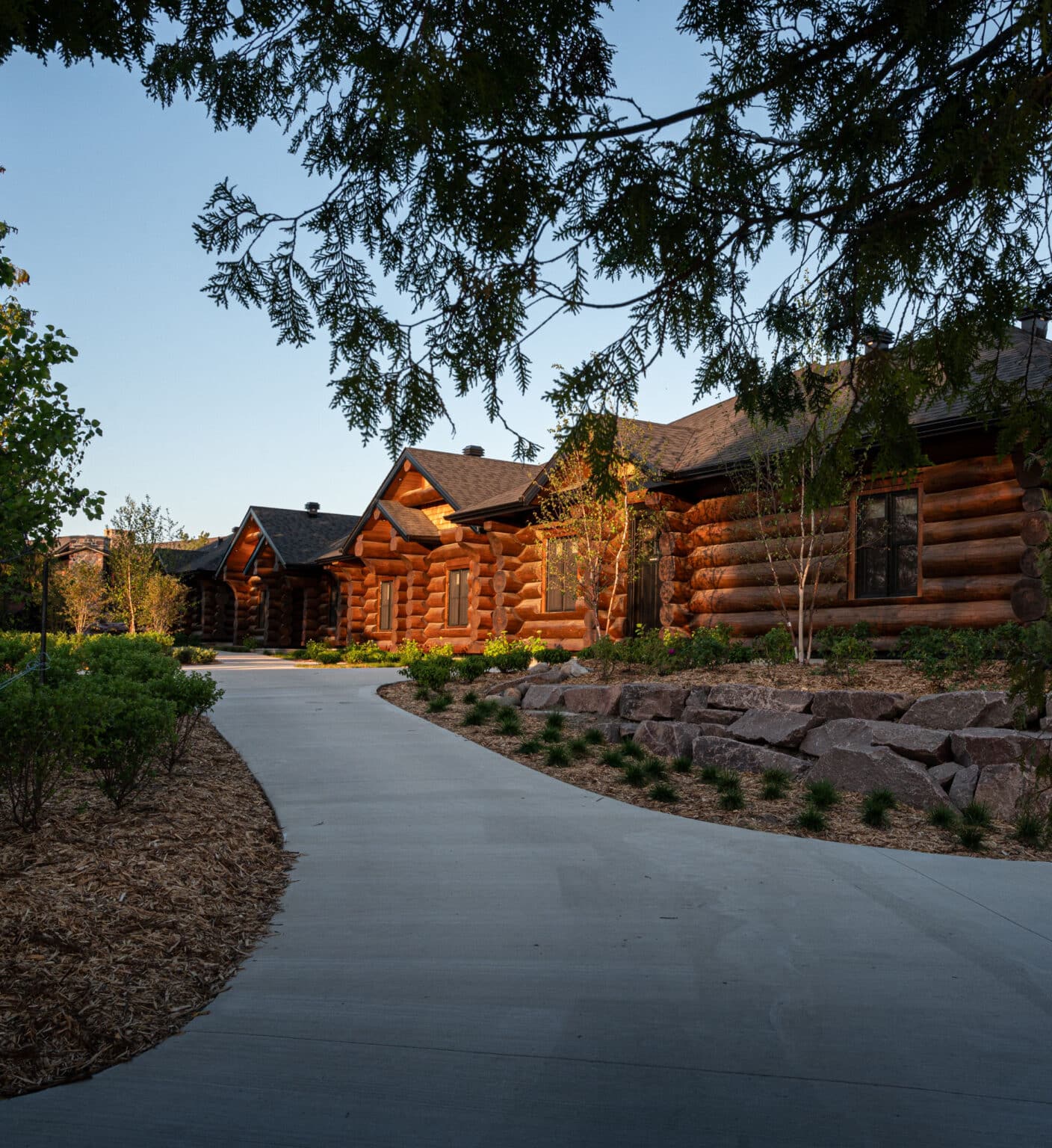 Waterfront Log Cabins – Killarney Mountain Lodge